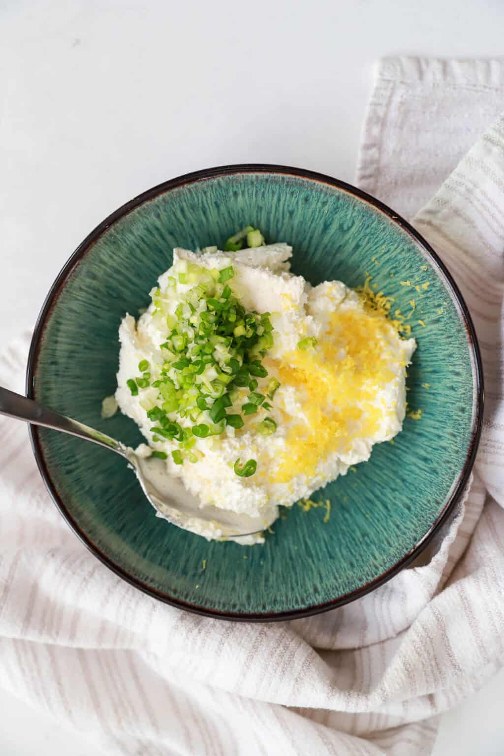 Scallion Cream Cheese - My Therapist Cooks